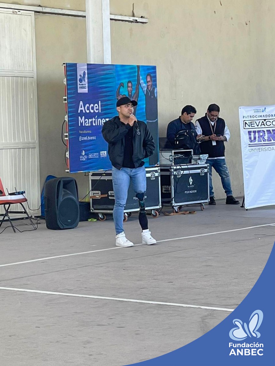 Pláticas en la Escuela Secundaria Federal 5 a cargo de Accel Martínez ...